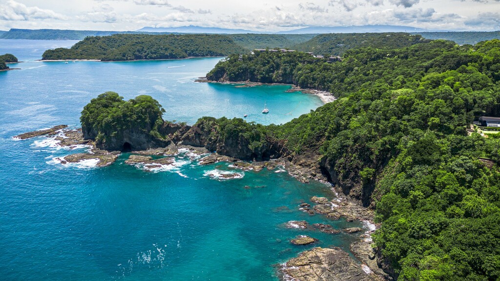 Costa Rica Escape, Costa Rica | SwimTrek